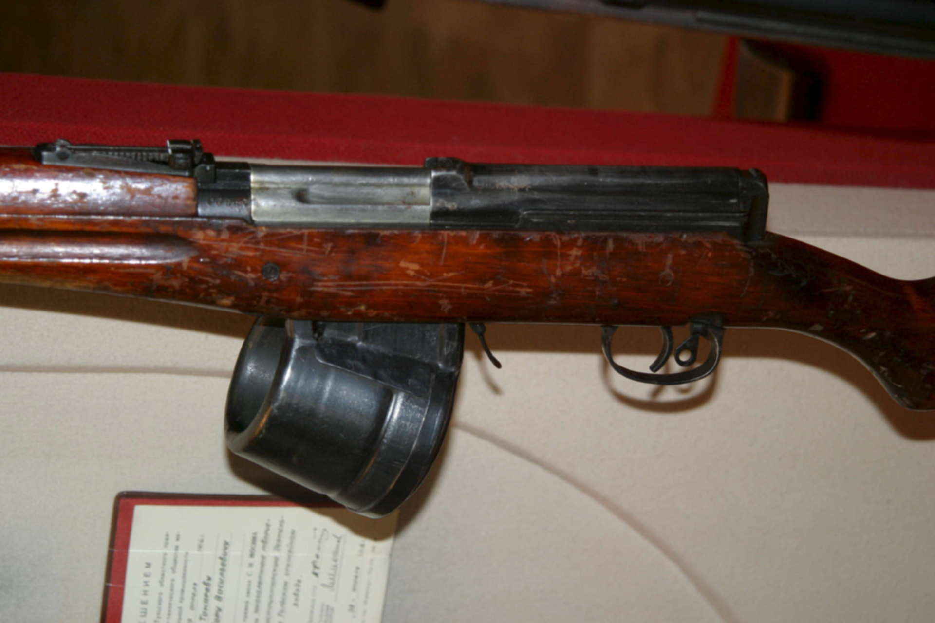 SVT-40 Designed in 1938 and was updated in 1940. 10 round Detachable ...